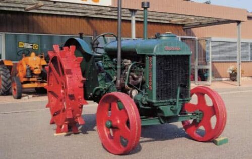 Musée du Tracteur, Tracteurs de collections, mécaniques anciennes - Edel